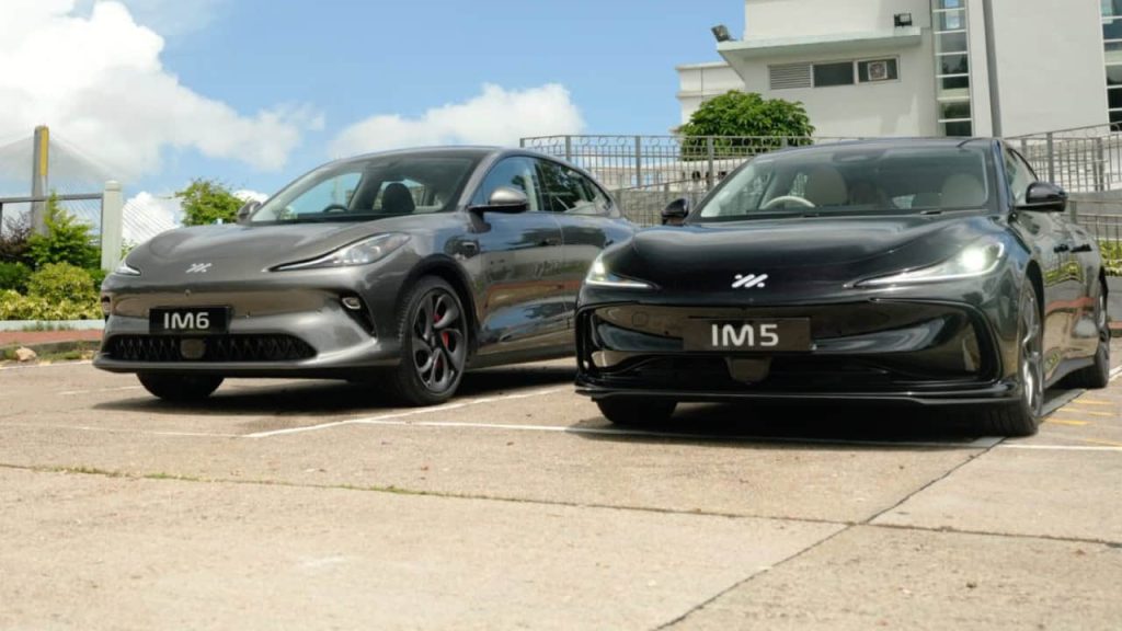 香港實試影片 ：平玩四輪轉向 IM MOTOR IM5 及 IM6 蟹行脫困 + 一鍵智能操控 – 香港網絡